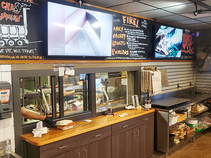 The service counter displays today's smoky treasures like a museum of meat &ndash; except you get to eat the exhibits.