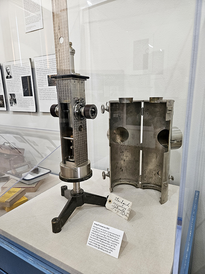 Victorian-era tech that changed astronomy forever. This delicate instrument reminds us that groundbreaking science often begins with surprisingly simple tools.