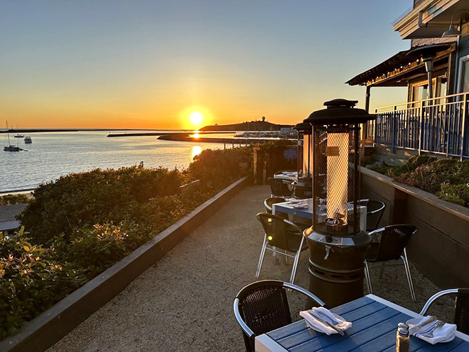 Sunset dining at Sam's transforms a simple meal into a golden-hour masterpiece worth every Instagram post.