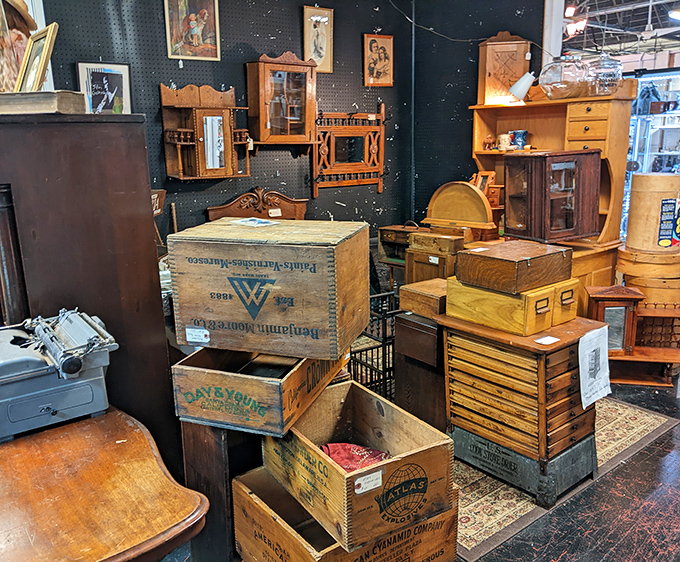 These wooden crates once transported everything from ammunition to soft drinks. Now they're waiting for their Pinterest-worthy afterlife.