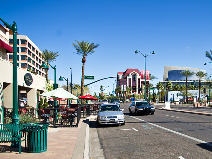 Mesa: Outdoor dining under desert skies. The kind of street corner where lunch breaks turn into afternoon adventures.