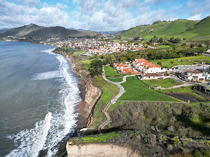 Classic beach town vibes meet perfect surfing conditions in this central coast slice of paradise.