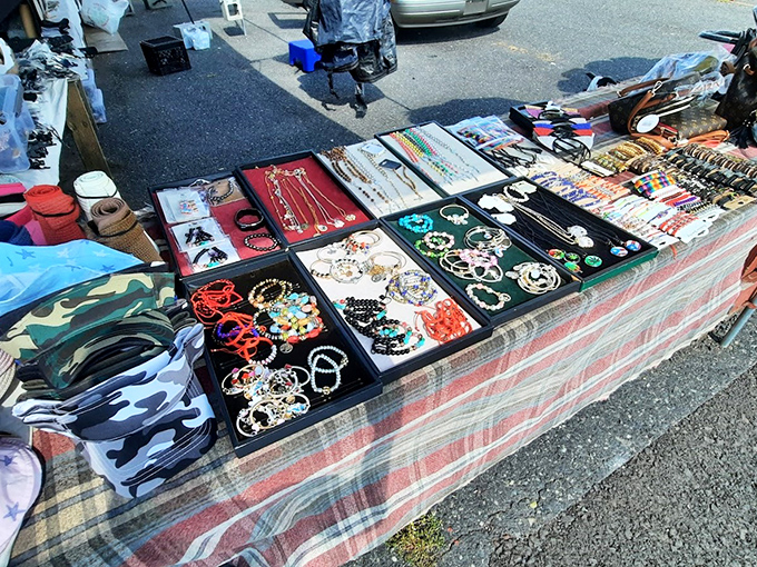 Jewelry displays that prove treasure hunting doesn't require a metal detector &ndash; just a good eye and the willingness to haggle.