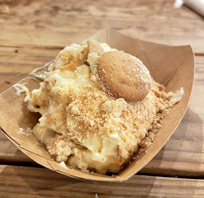 Banana pudding that makes you close your eyes when you take the first bite. Nostalgia and innovation in perfect harmony.