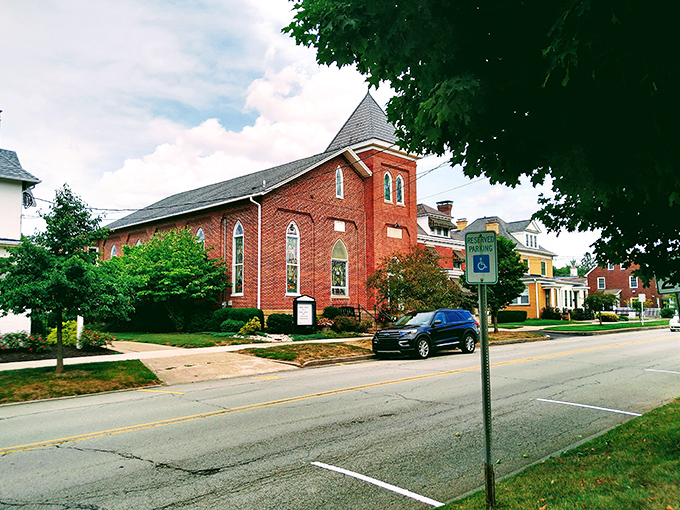 Residential streets showcase the kind of neighborly charm that Norman Rockwell would have painted.