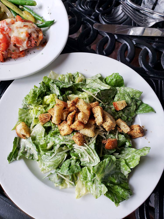 Caesar salad that reminds you vegetables can be more than just obligation. Those croutons deserve a supporting actor award.