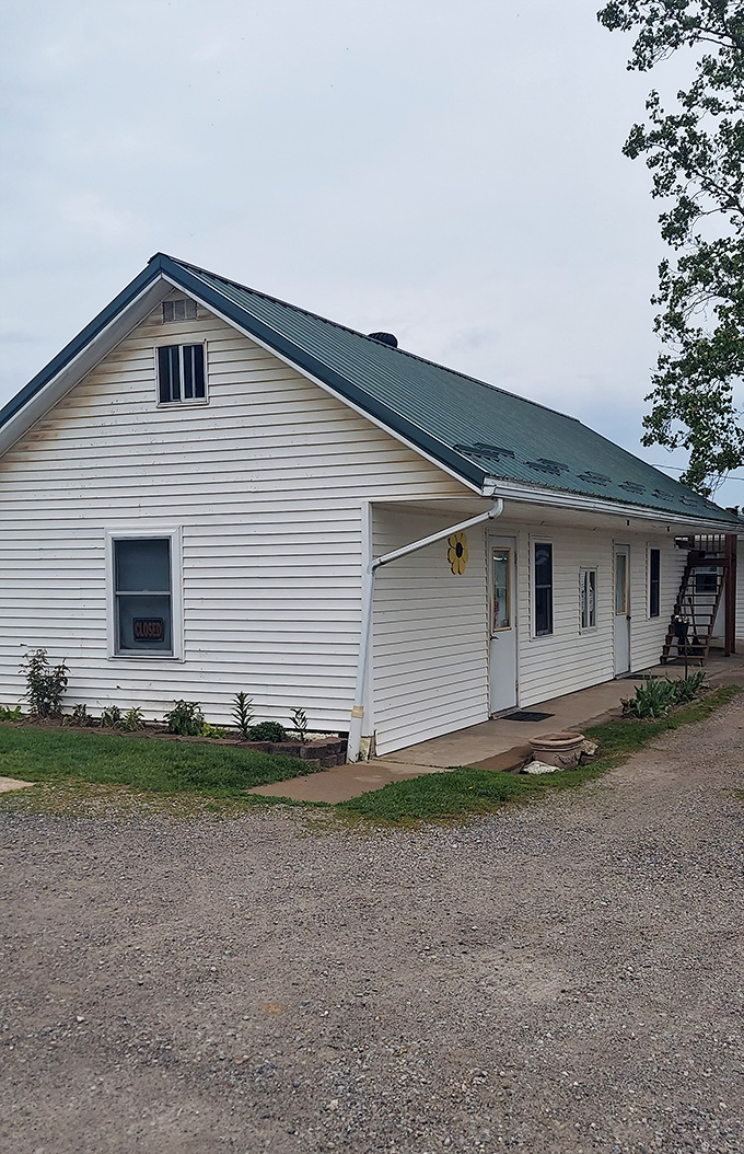 This unassuming white building might not look Instagram-worthy, but inside lies authentic Amish cooking that no filter could improve.