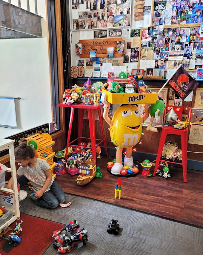 The kids' corner proves this diner understands that happy children mean parents who can actually enjoy their coffee while it's still hot.