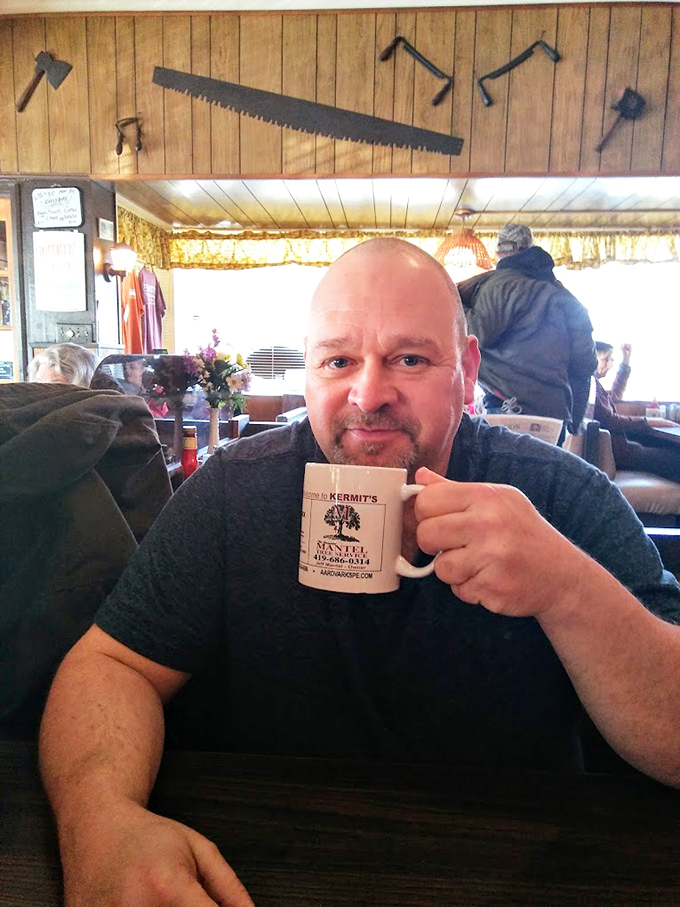 Those vintage tools on the wall have witnessed more coffee conversations than a therapist's couch.