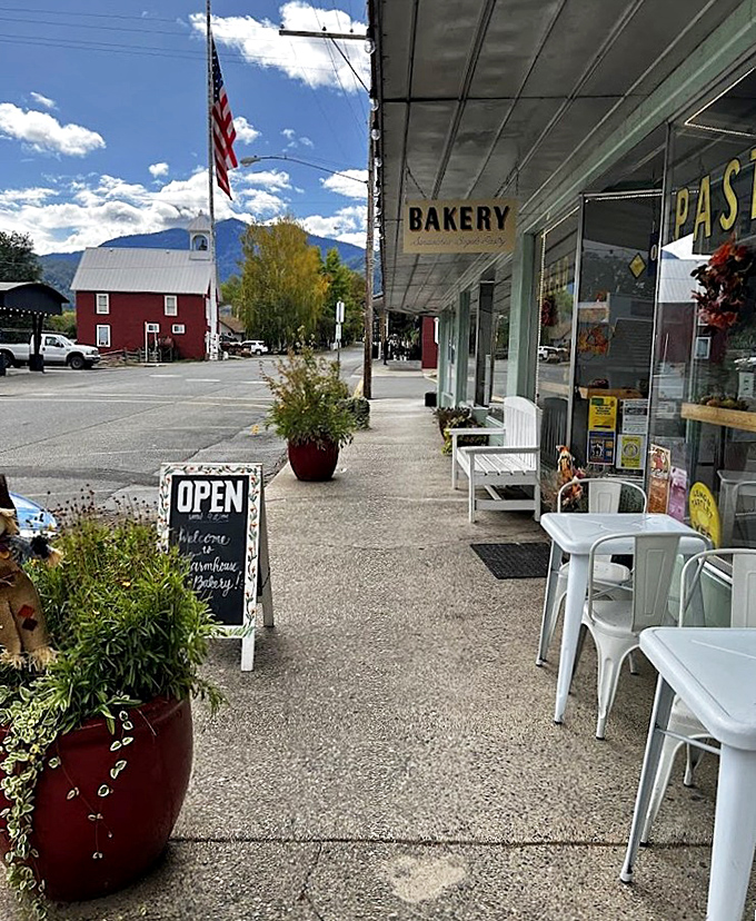 The local bakery's sidewalk seating invites you to savor pastries while mountain-watching &ndash; multitasking at its most delicious.