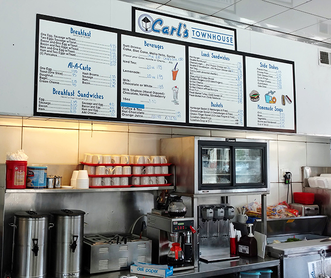 The kitchen at Carl's isn't trying to reinvent the wheel&mdash;it's just making sure that wheel is perfectly cooked and served with a smile.