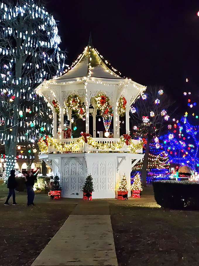 The bandstand transforms into a holiday fairytale during Gallipolis In Lights, when thousands of twinkling bulbs turn ordinary trees into extraordinary magic.