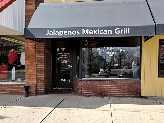 Jalapenos Mexican Grill offers a taste of south-of-the-border flavors without south-of-your-budget prices in this cozy storefront.