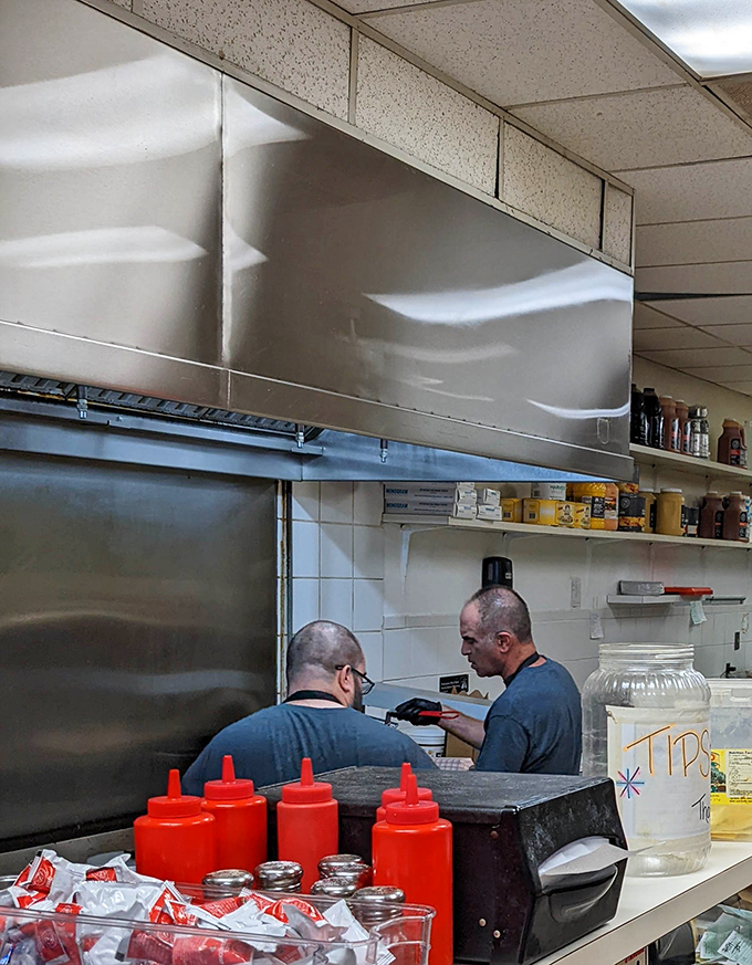 Behind the scenes, sandwich artisans work their magic. No molecular gastronomy here&mdash;just time-honored techniques and quality ingredients meeting skilled hands.