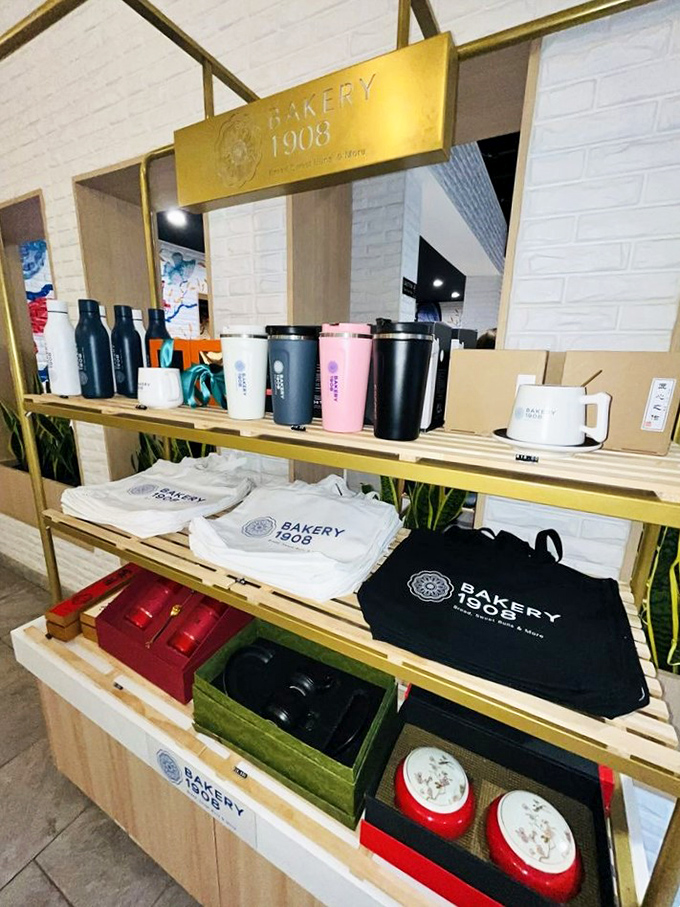 Merchandise that lets you take the Bakery 1908 experience home. Because sometimes a tote bag is the next best thing to having a pastry chef in your kitchen.