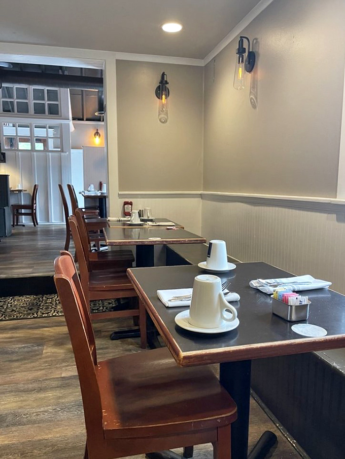 The middle room where regulars hold court and newcomers become converts.