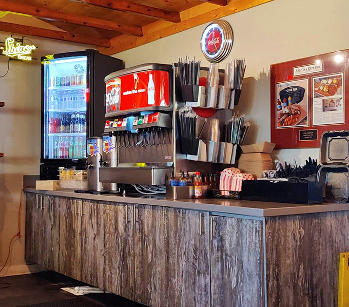 The self-service station – where you'll find all the necessities for proper BBQ consumption, from napkins to cold drinks.