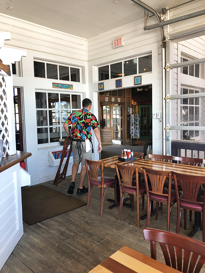 Hawaiian shirts and wooden accents&mdash;The Crab Trap's casual vibe reminds you that you're on vacation, even if you're a local.