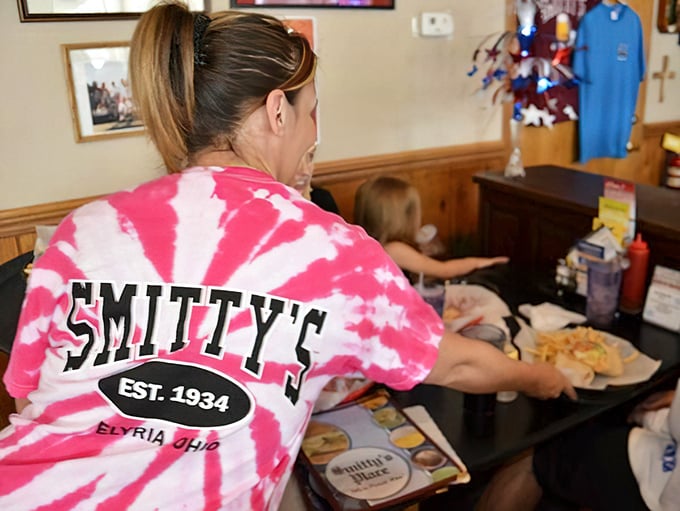 Staff sporting tie-dye shirts add a splash of personality to this unpretentious eatery. Service with both style and smiles.