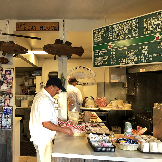 Behind the counter, the kitchen crew orchestrates seafood symphonies with the focused precision of people who know exactly what they're doing.