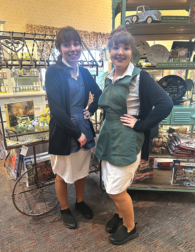 The staff in their traditional-inspired attire are the keepers of the comfort food flame, guardians of recipes that have stood the test of time.