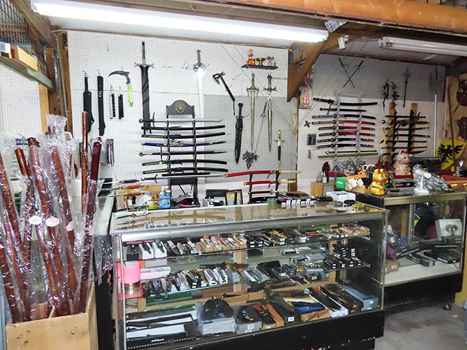 Not your average cutlery collection! This booth transforms fantasy into reality with blades that would make both medieval knights and movie prop masters envious.