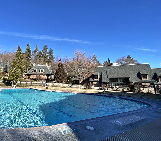 Winter, spring, summer or fall&mdash;Lake Arrowhead's pools offer refreshing dips with a side of mountain majesty any time of year.