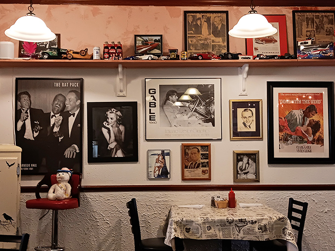 The wall of fame features icons who never ate here but would surely approve of your excellent dining choice.