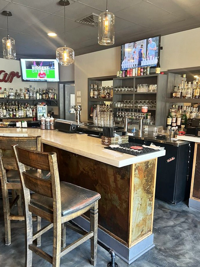 The bar area promises liquid refreshment that stands up to the bold flavors coming from the smoker.