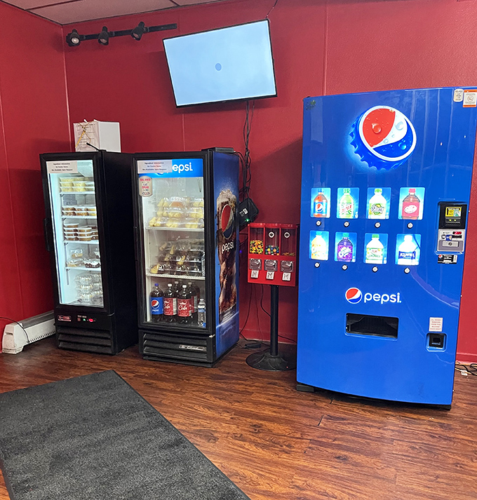 The beverage station - because washing down world-class barbecue with anything less than your favorite drink would be uncivilized.