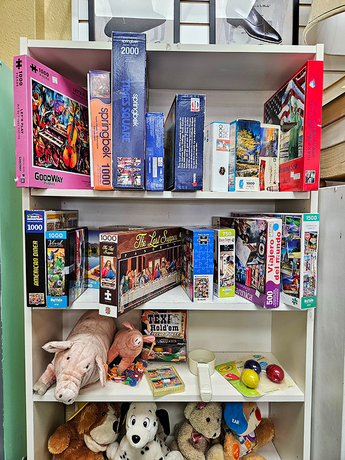 Puzzle enthusiasts and board game aficionados, rejoice! That 1000-piece masterpiece is waiting to challenge your weekend patience.