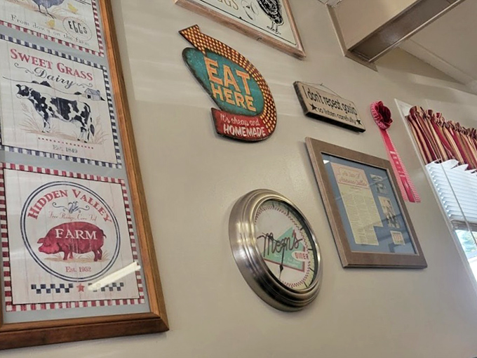 Farm-themed d&eacute;cor that isn't trying too hard&mdash;just gentle reminders that good food comes from somewhere real, not a laboratory.