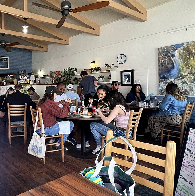 Where locals and visitors unite in breakfast harmony. The diverse crowd at Linda's proves that exceptional food brings all kinds of people to the same table.