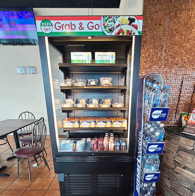 Even grab-and-go options get the Papa Joe's treatment, proving convenience never means compromising on quality here.