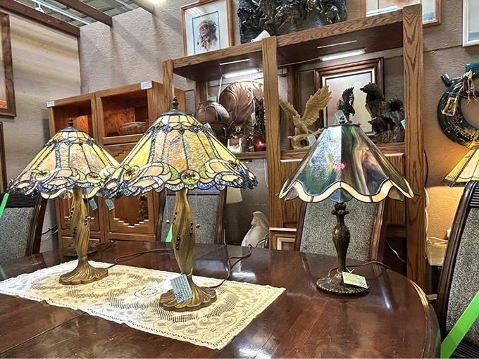 Tiffany-style lamps cast the kind of warm glow that makes everyone look good&mdash;no Instagram filter required.