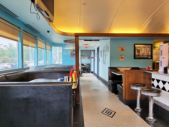 The diner's interior combines nostalgic design with modern comfort&mdash;like if the 1950s and today decided to collaborate on the perfect place to enjoy eggs.