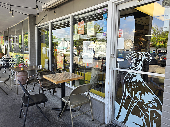 The outdoor seating says, "Alabama weather permitting, your breakfast experience doesn't have to end at the door."