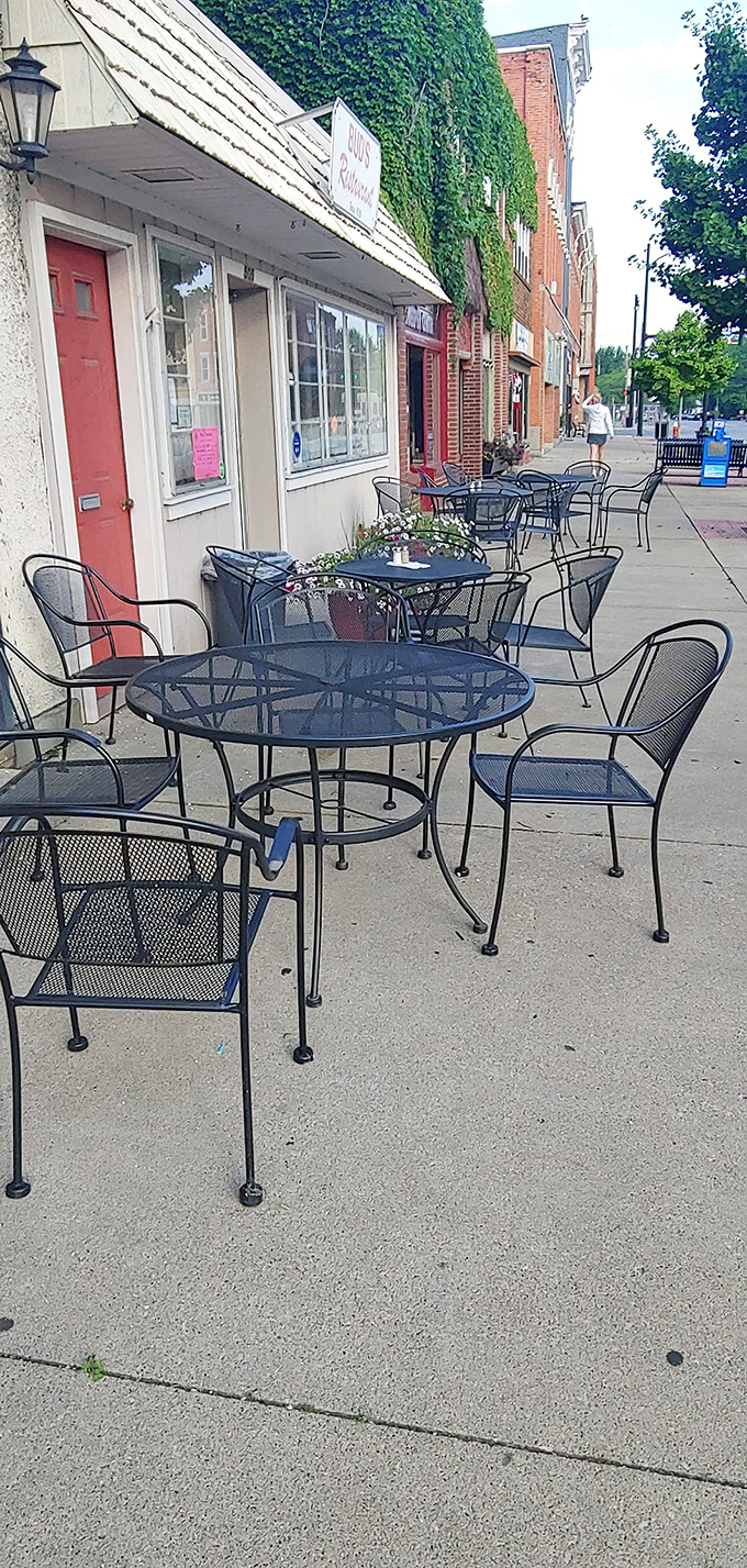 Sidewalk seating at Bud's offers the perfect perch for people-watching while debating whether to order pie for dessert (spoiler alert: always yes).