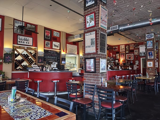 Where food meets music&mdash;the small stage hosts local talent while diners experience the unique pleasure of simultaneous culinary and auditory satisfaction.