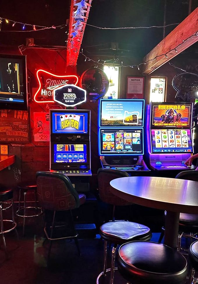 Vegas came to Portland, but the real jackpot here isn't in the machines&mdash;it's coming hot from the fryers.