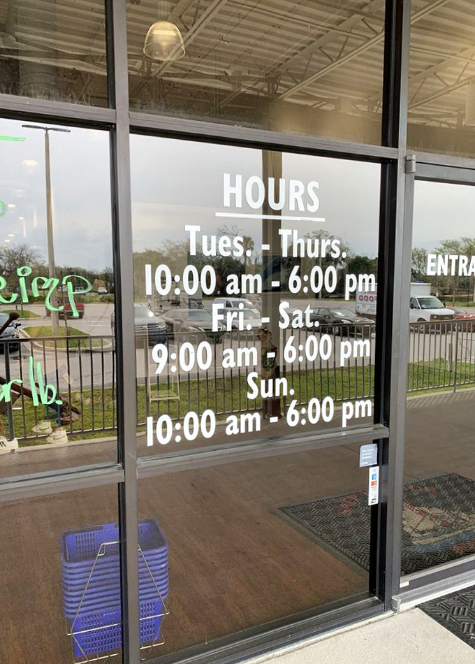 Business hours that remind you you're on Florida time. Closed Mondays because even seafood needs a day off to regroup.