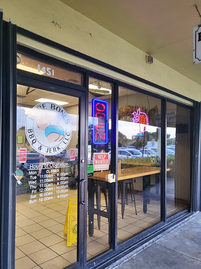 Hours posted clearly&mdash;because knowing when you can get your next BBQ fix is essential life information.