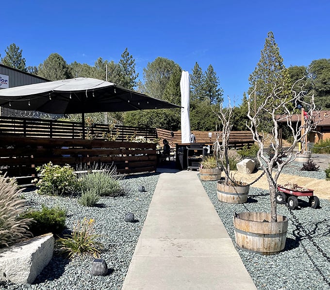 Around The Horn's outdoor space turns crushed granite and barrel planters into the perfect stage for Sierra sunsets and craft beer conversations.
