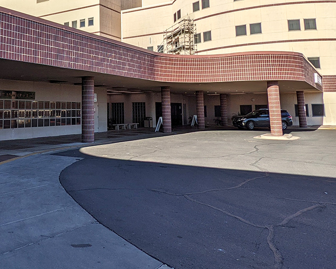 Modern healthcare meets retirement needs. Banner Del E. Webb Medical Center ensures residents have quality care just minutes from their desert paradise.