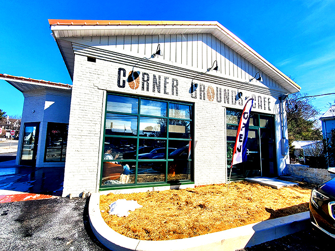 Corner Grounds Caf&eacute; brings contemporary coffee culture to historic Odessa. Because even history buffs need their caffeine fix while touring 18th-century architecture.