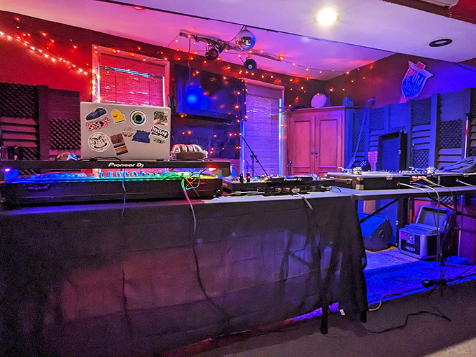 When the sun goes down, the DJ booth lights up, turning this humble tavern into the kind of place where food memories and dance moves are made simultaneously.