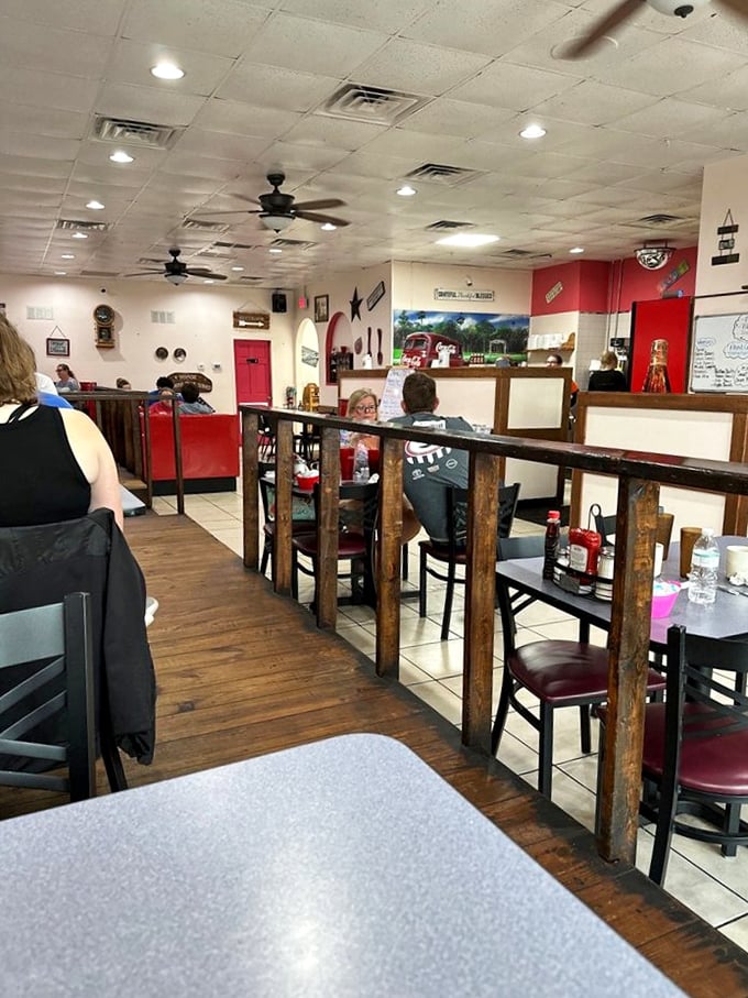 The dining room buzzes with the happy sounds of folks who've discovered one of Port Canaveral's best-kept secrets. Those wooden dividers aren't just for show&mdash;they're conversation starters.