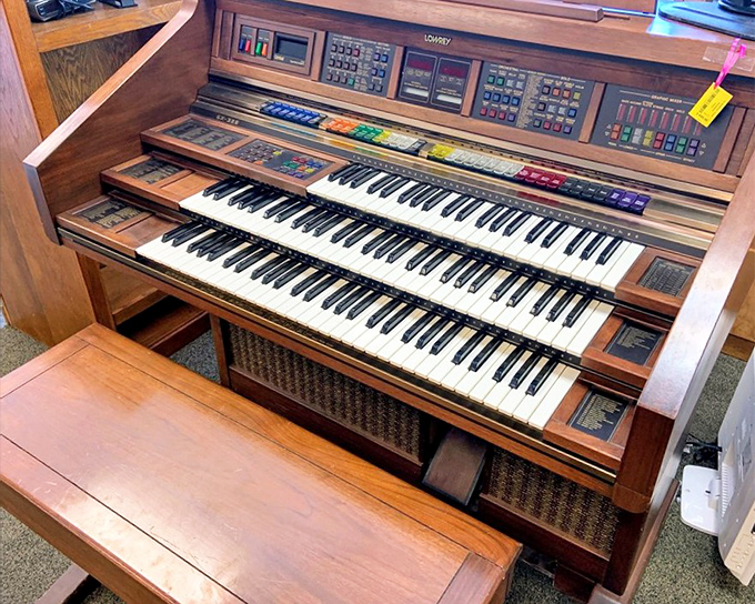 This vintage organ isn't just an instrument&mdash;it's an invitation to channel your inner Liberace without the crystal-encrusted investment.