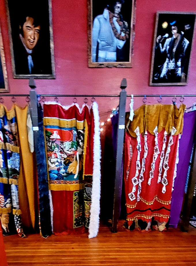 The King watches from above as bold curtains turn these fitting rooms into a stage of their own&mdash;equal parts vintage flair and Vegas spectacle.