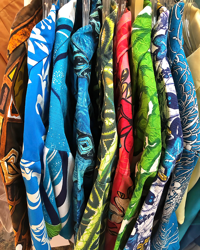 A rainbow of vintage fabrics that proves our parents' generation knew how to have fun with fashion. Bold patterns for bold personalities!